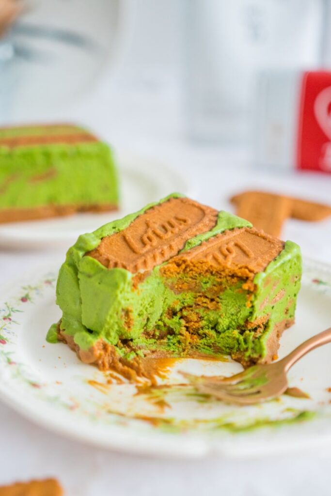 Matcha Biscoff Ice Cream Cake - Niko Neko Matcha